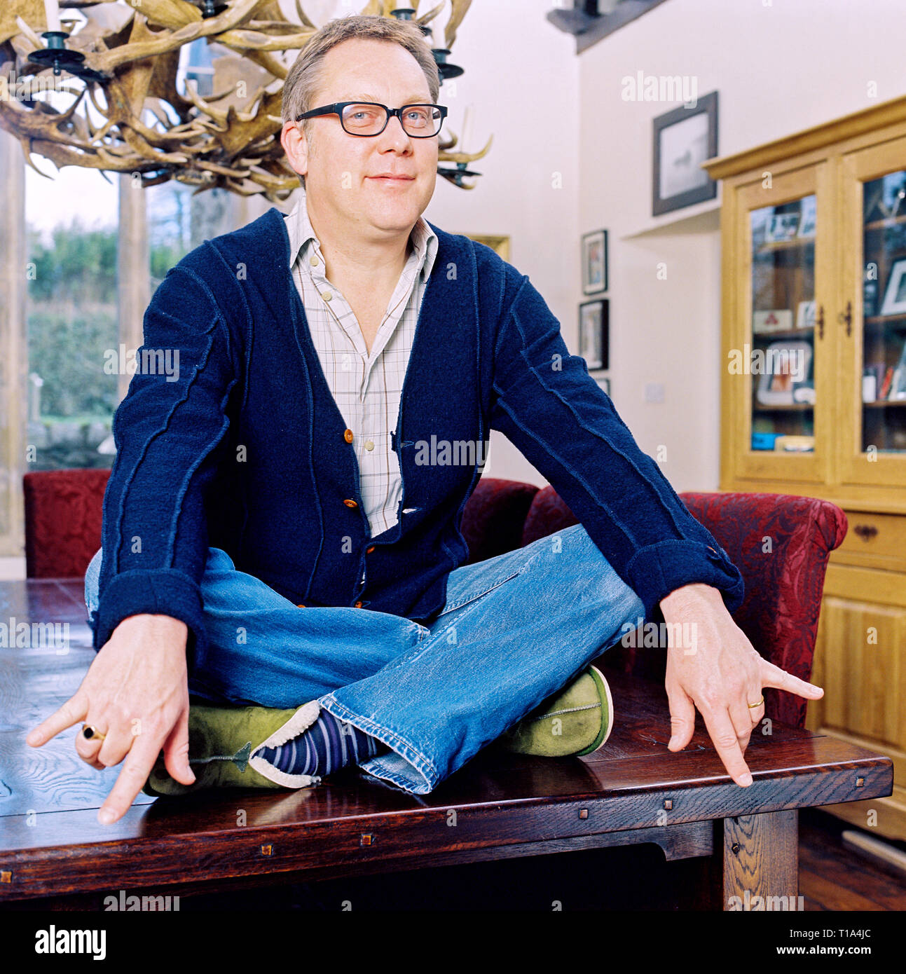 Portrait of comedian Vic Reeves photographed at home in March 2006 ...