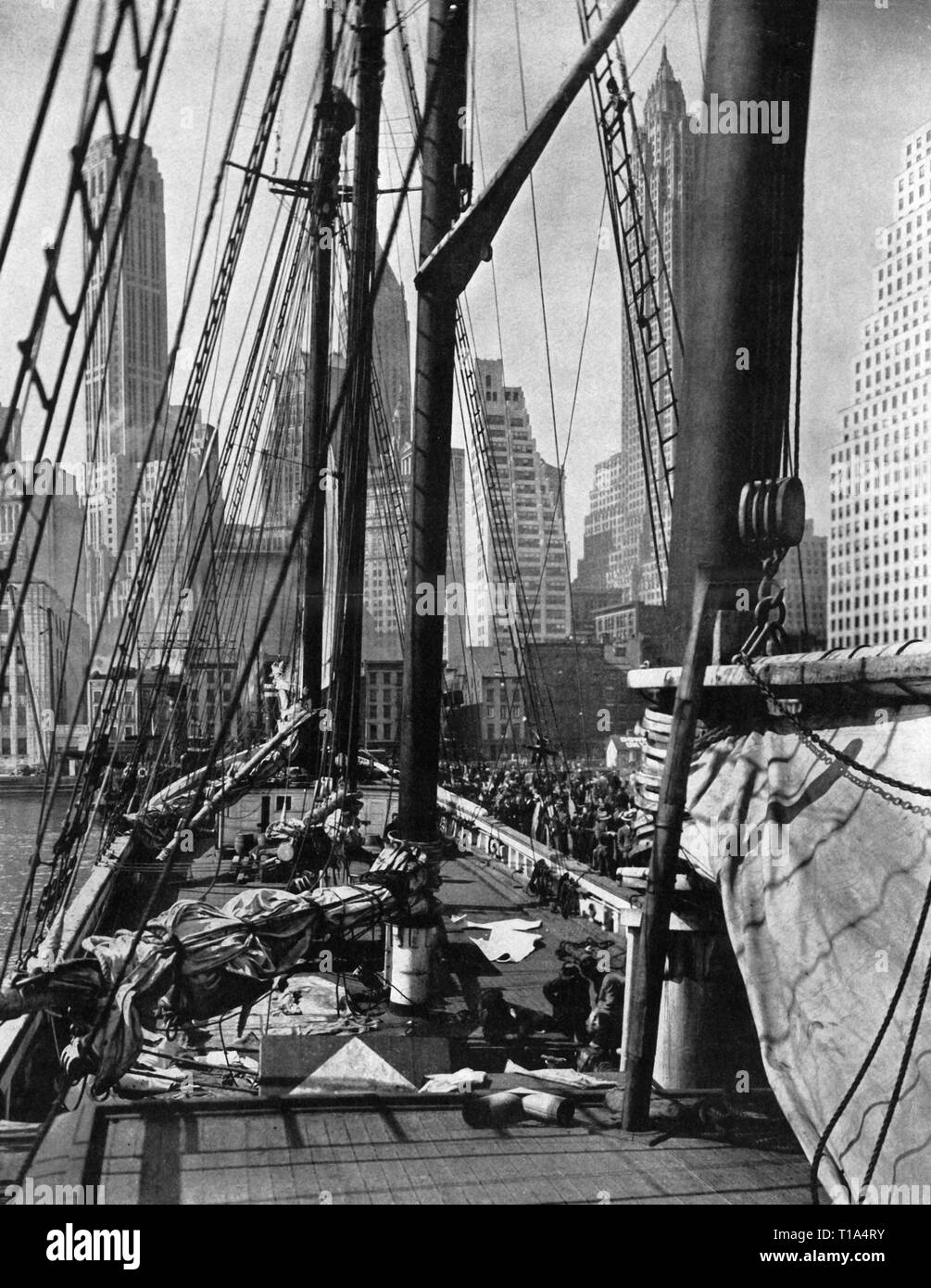 1938 new york usa Black and White Stock Photos & Images - Alamy