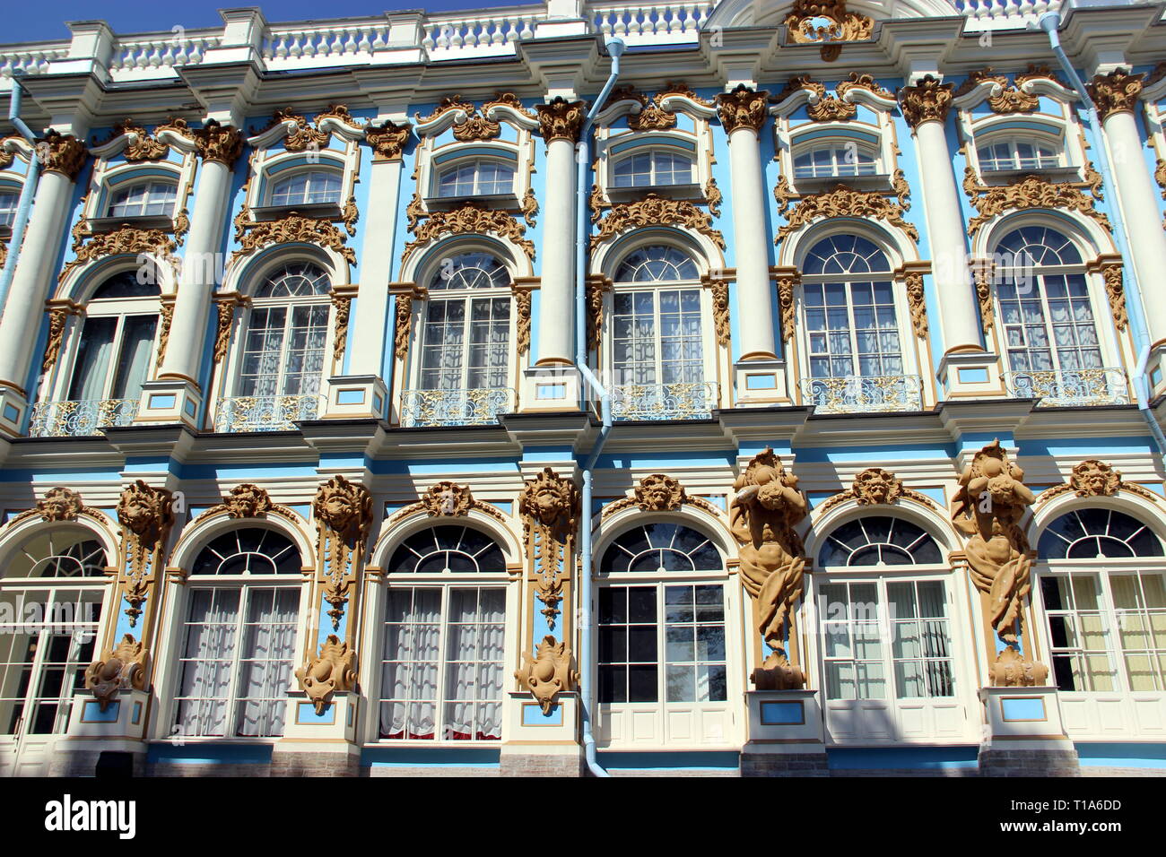Catherine Palace - Castle and Garden of Catherine the Great of Russia ...