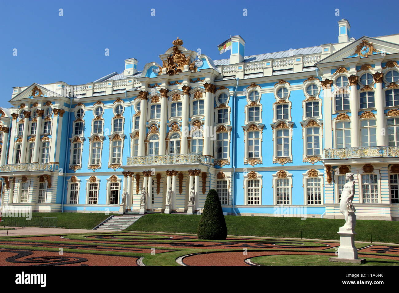 Catherine Palace - Castle and Garden of Catherine the Great of Russia ...