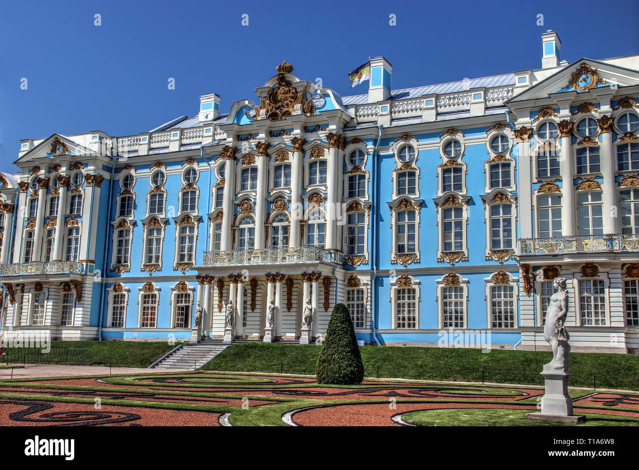 Catherine Palace - Castle and Garden of Catherine the Great of Russia ...