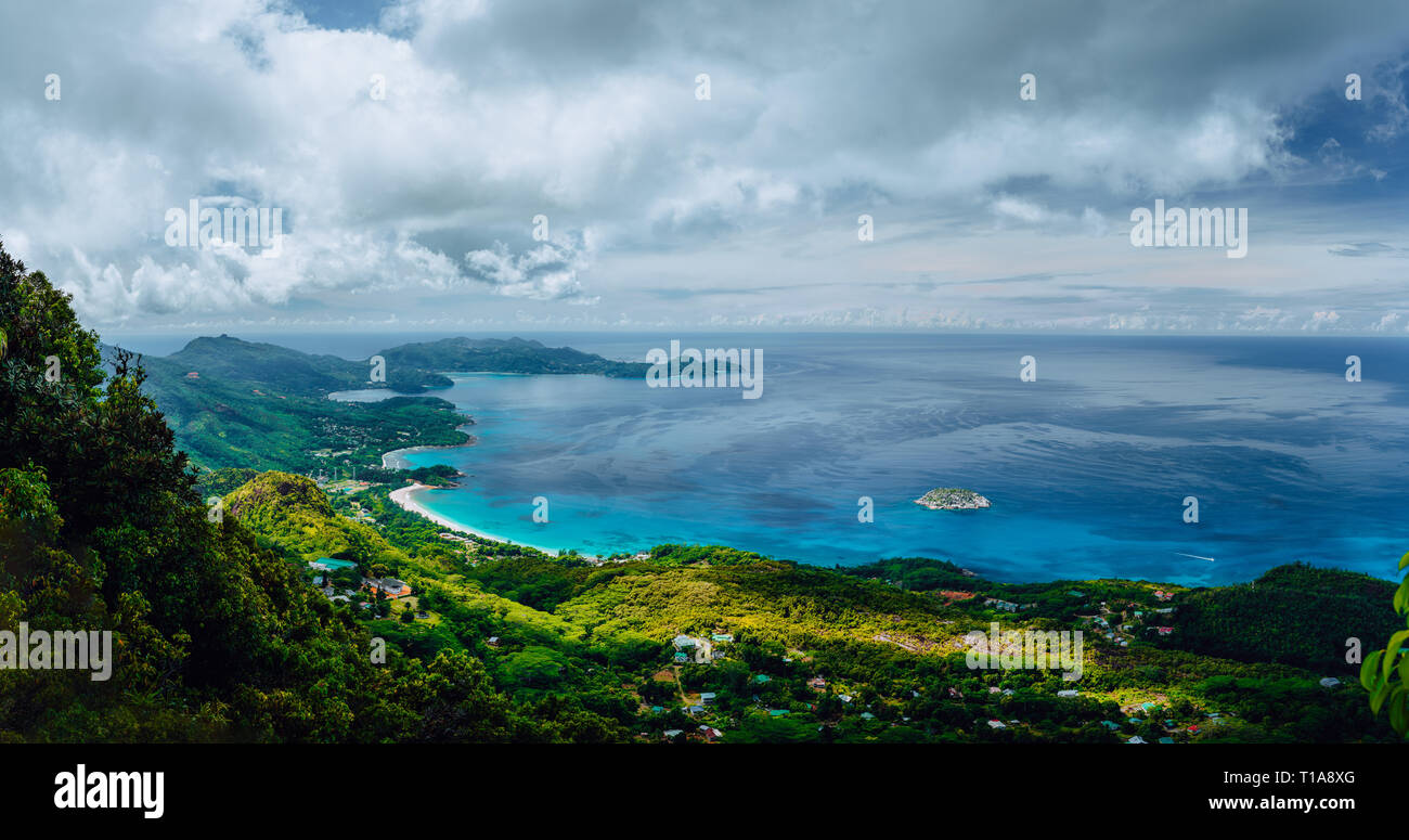 Morne Blanc viewpoint. Beautiful scenery of island coastline Nature ...