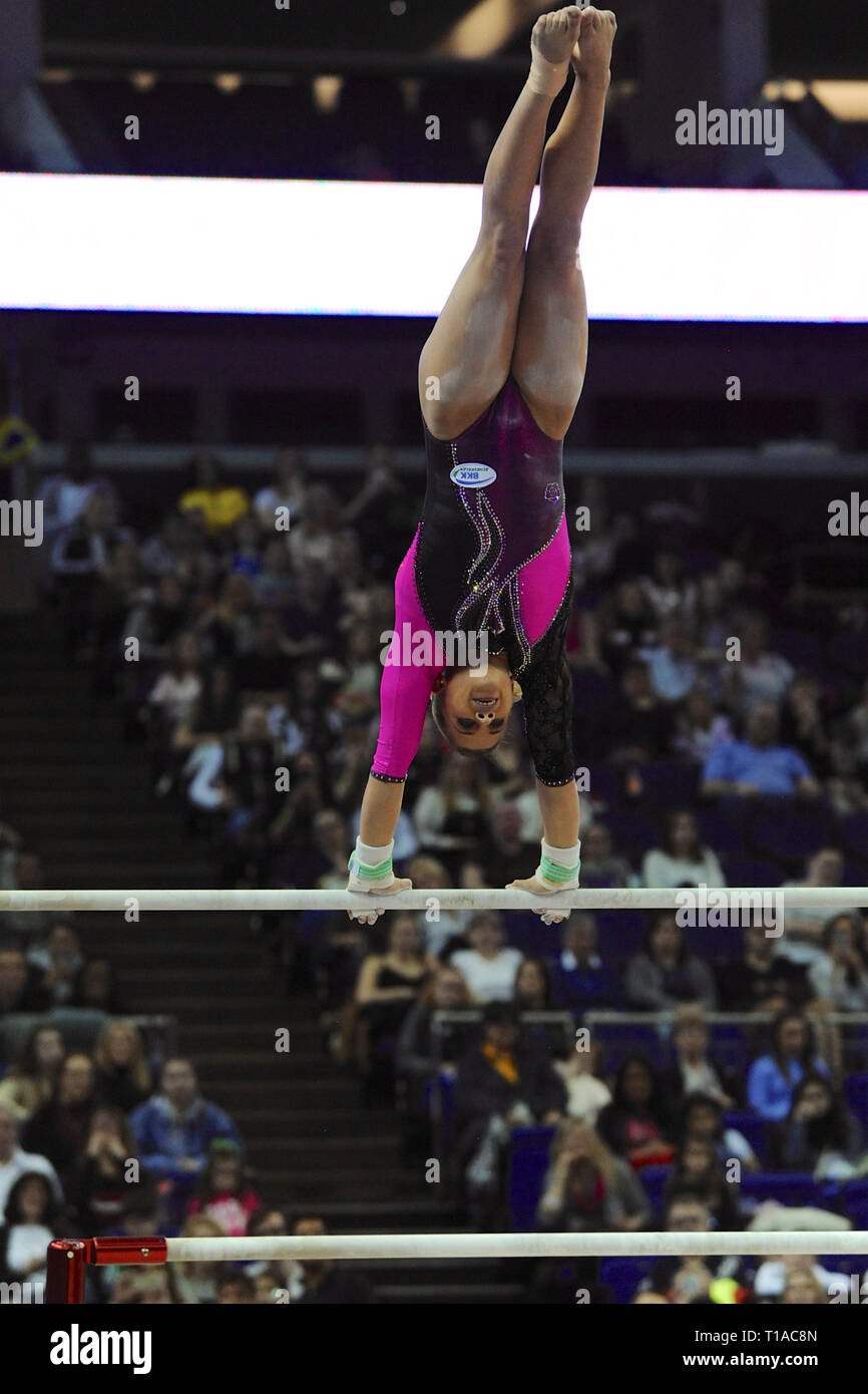 Gymnast pink leotard beam hi-res stock photography and images - Alamy