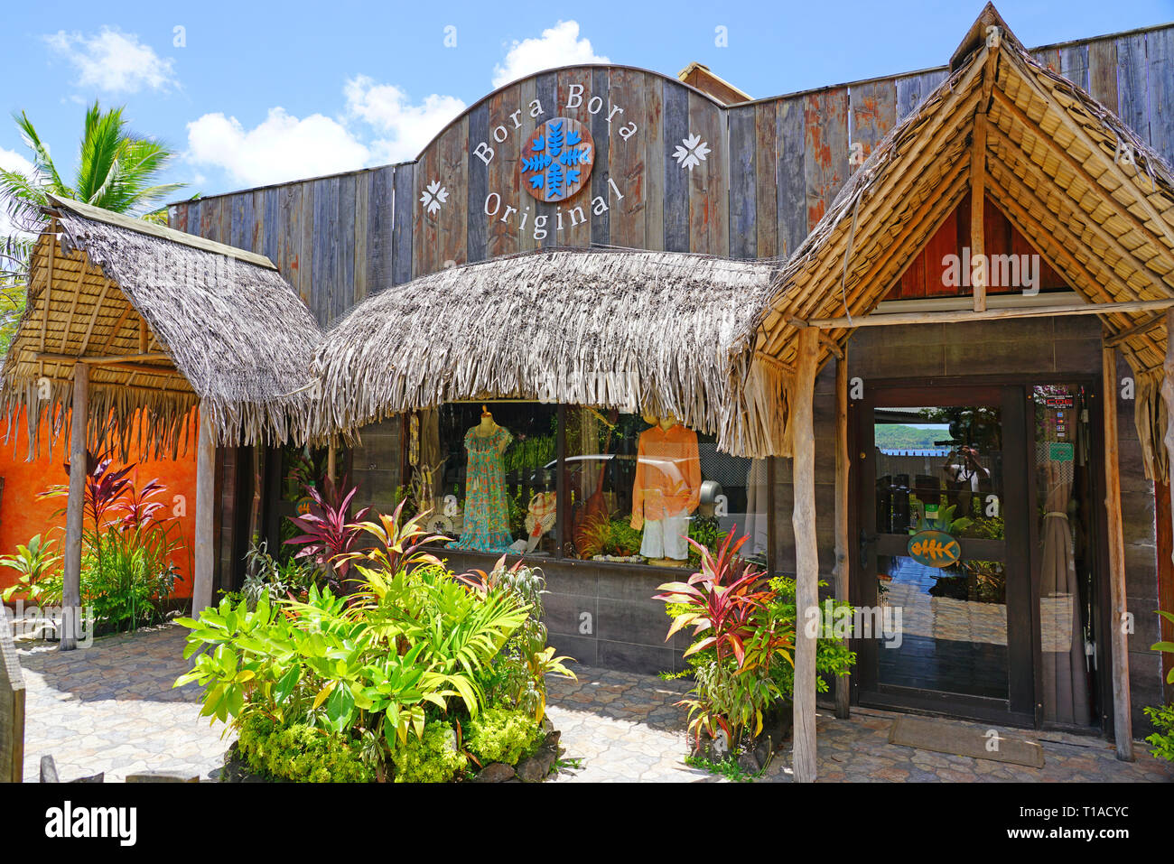 Vaitape village hi-res stock photography and images - Alamy