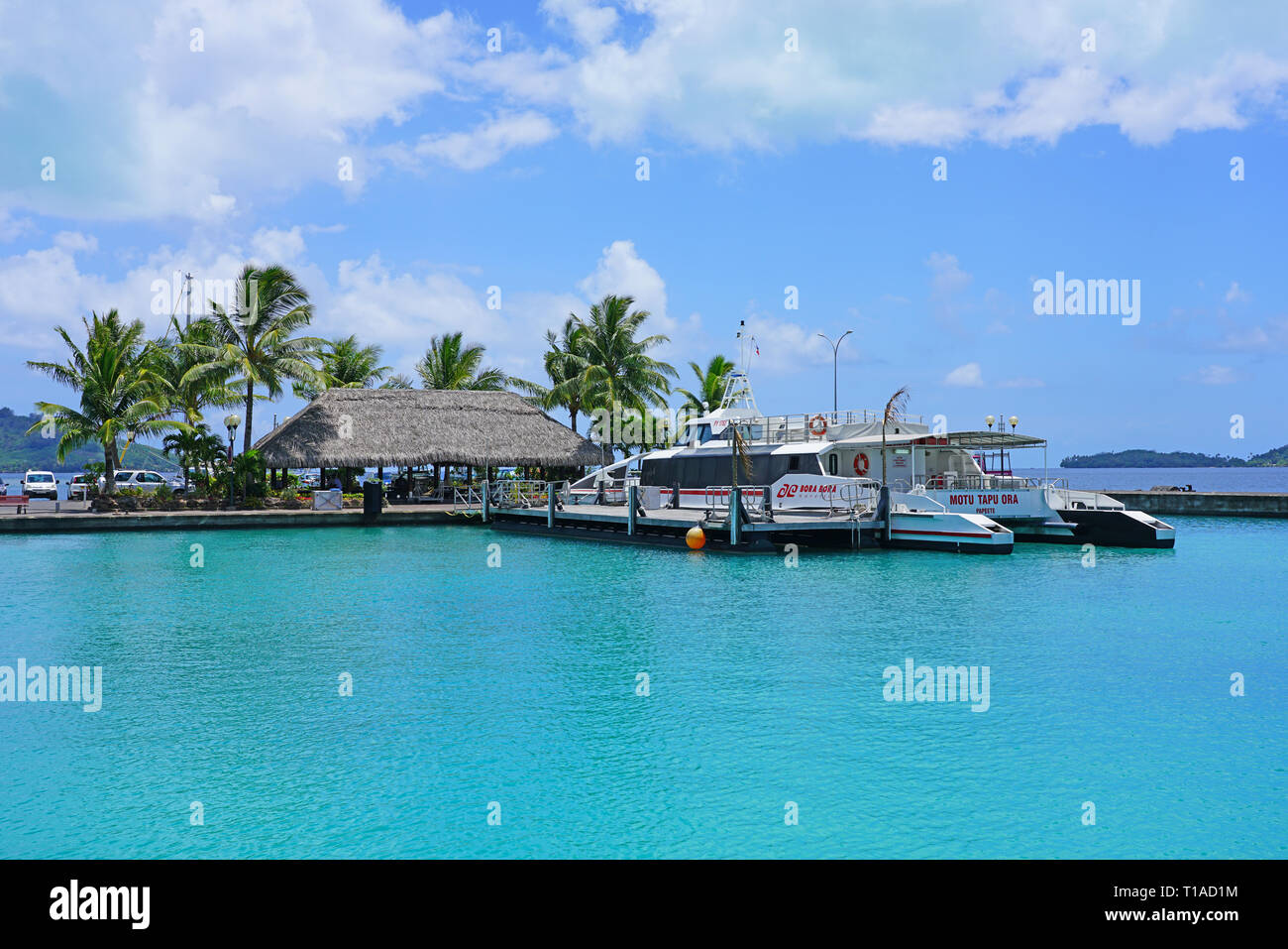 Vaitape village hi-res stock photography and images - Alamy