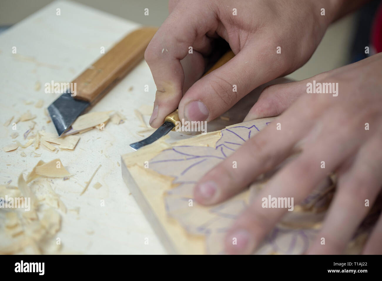 Carpenter wood carving hi-res stock photography and images - Alamy