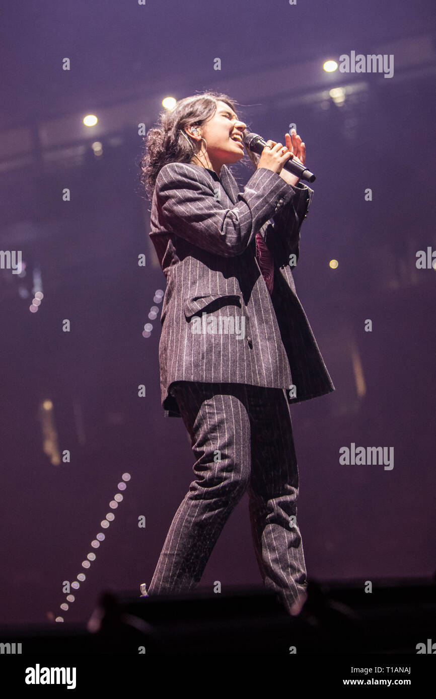 Alessia cara singer hi-res stock photography and images - Alamy