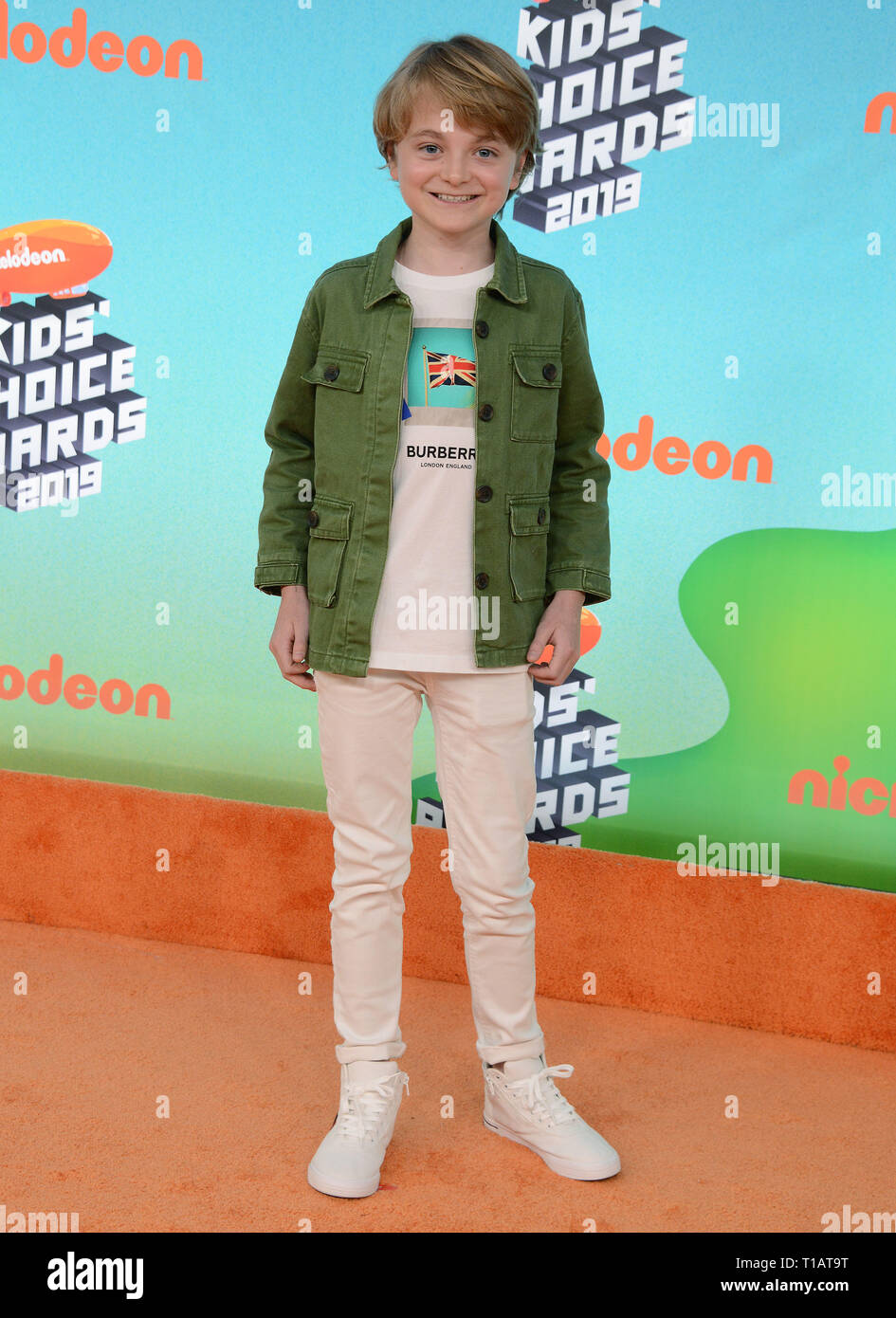Carson White attends Nickelodeon s 2019 Kids' Choice Awards at Galen ...