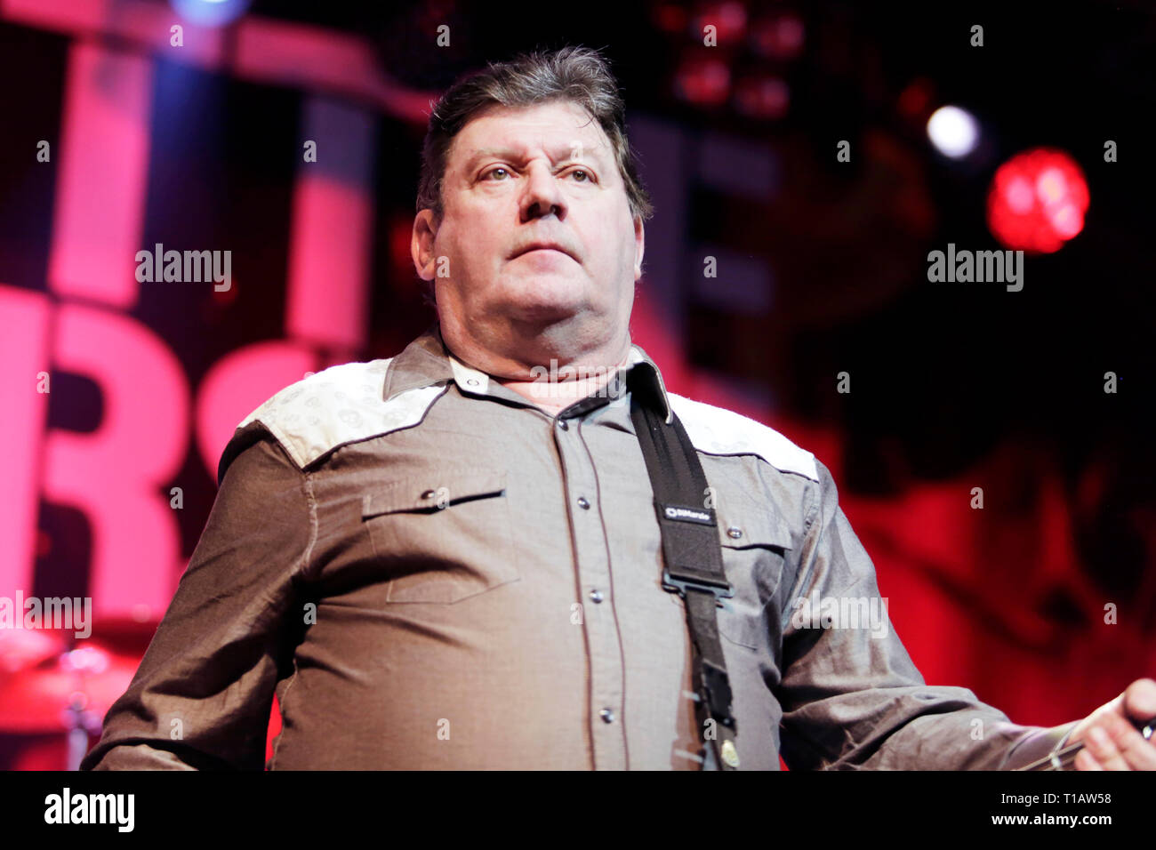 Jake burns stiff little fingers hi-res stock photography and images - Alamy