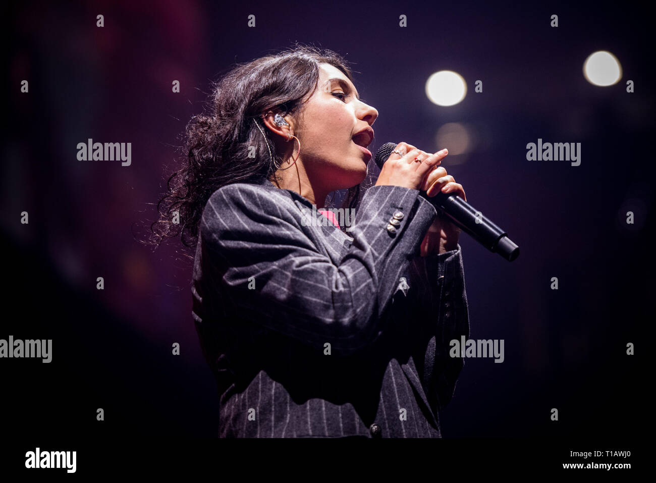 Torino, Italy. 24th Mar, 2019. The Canadian singer Alessia Cara ...