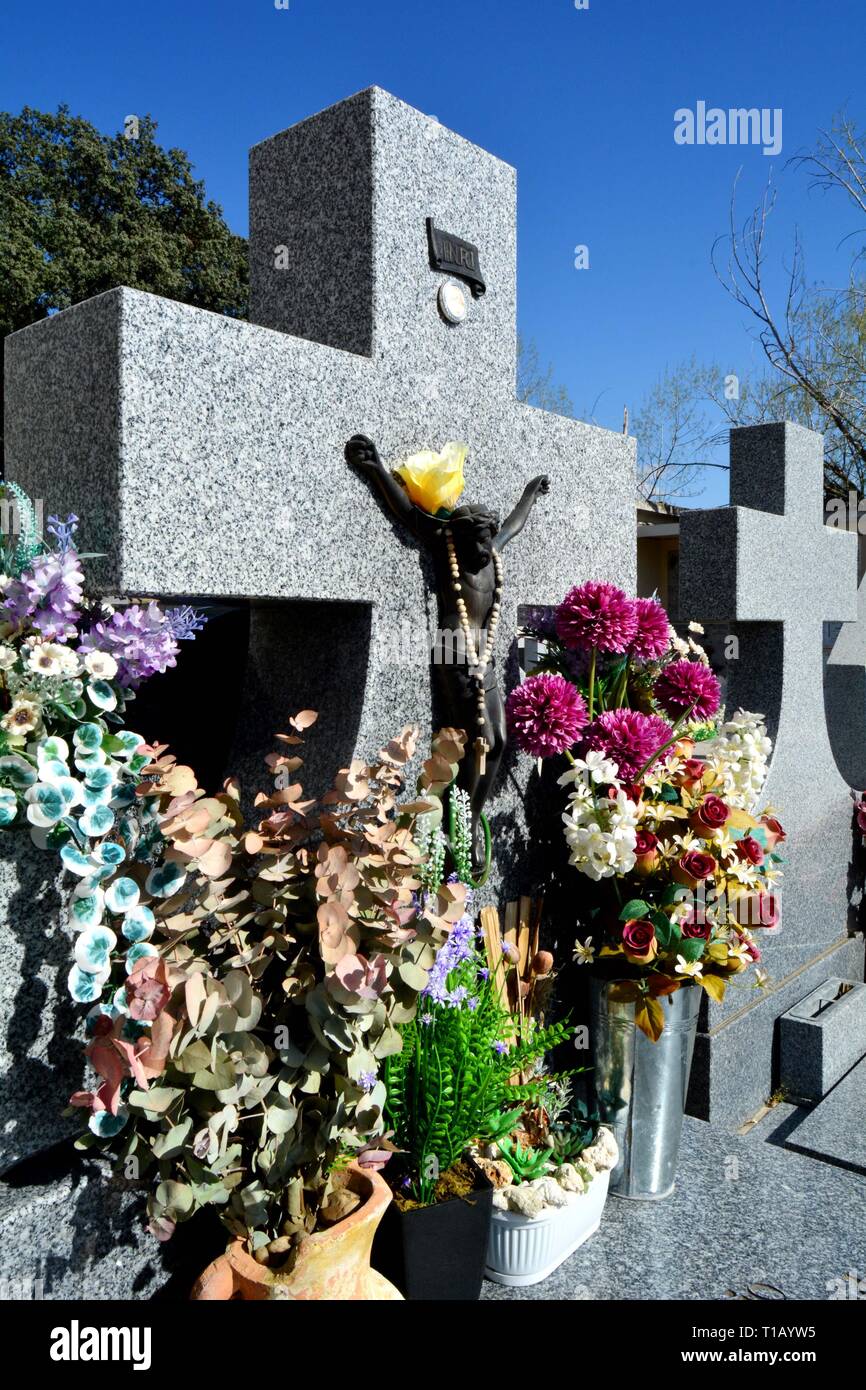 The Spanish government has decided that the remains of the dictator ...