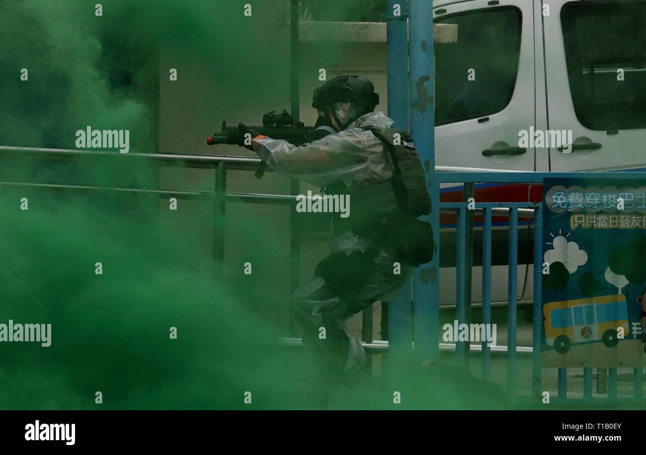 Hong Kong. 25th Mar, 2019. A Member of the SDU ( Special Duties Unit ...