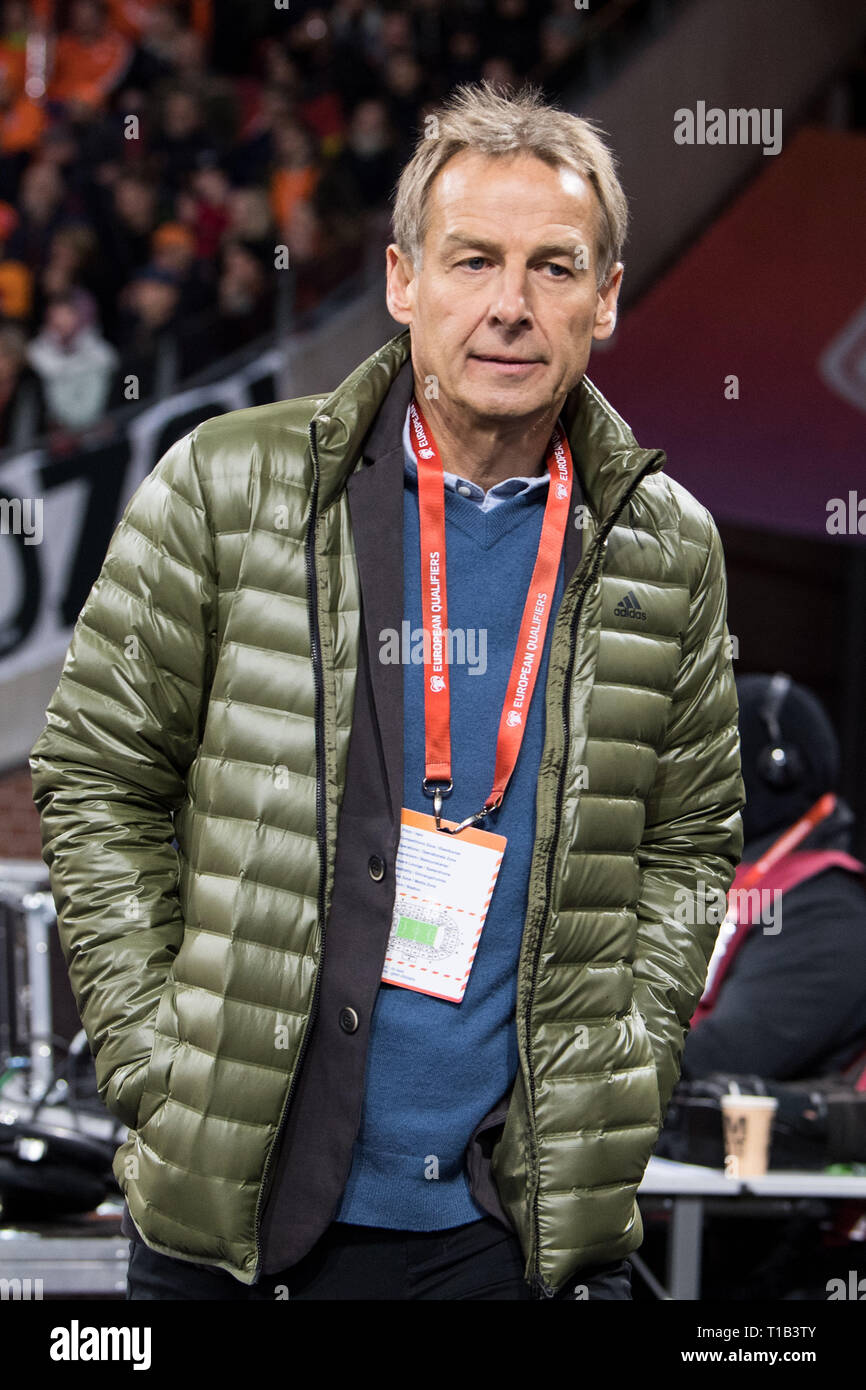 Juergen KLINSMANN (Jvºrgen, TV-football expert), half figure, half ...
