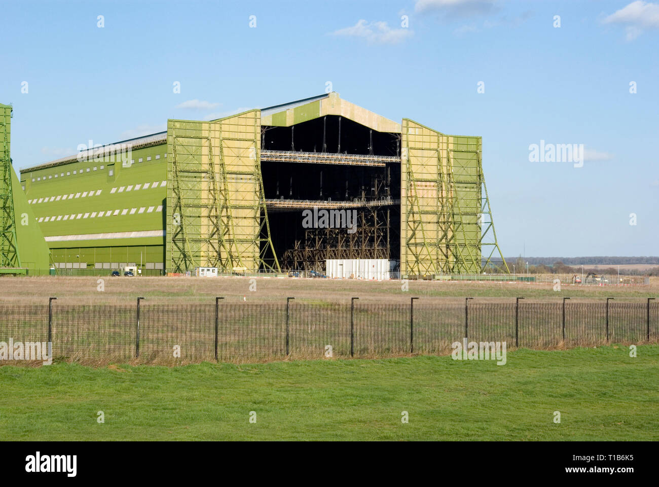 Cardington studios hi-res stock photography and images - Alamy