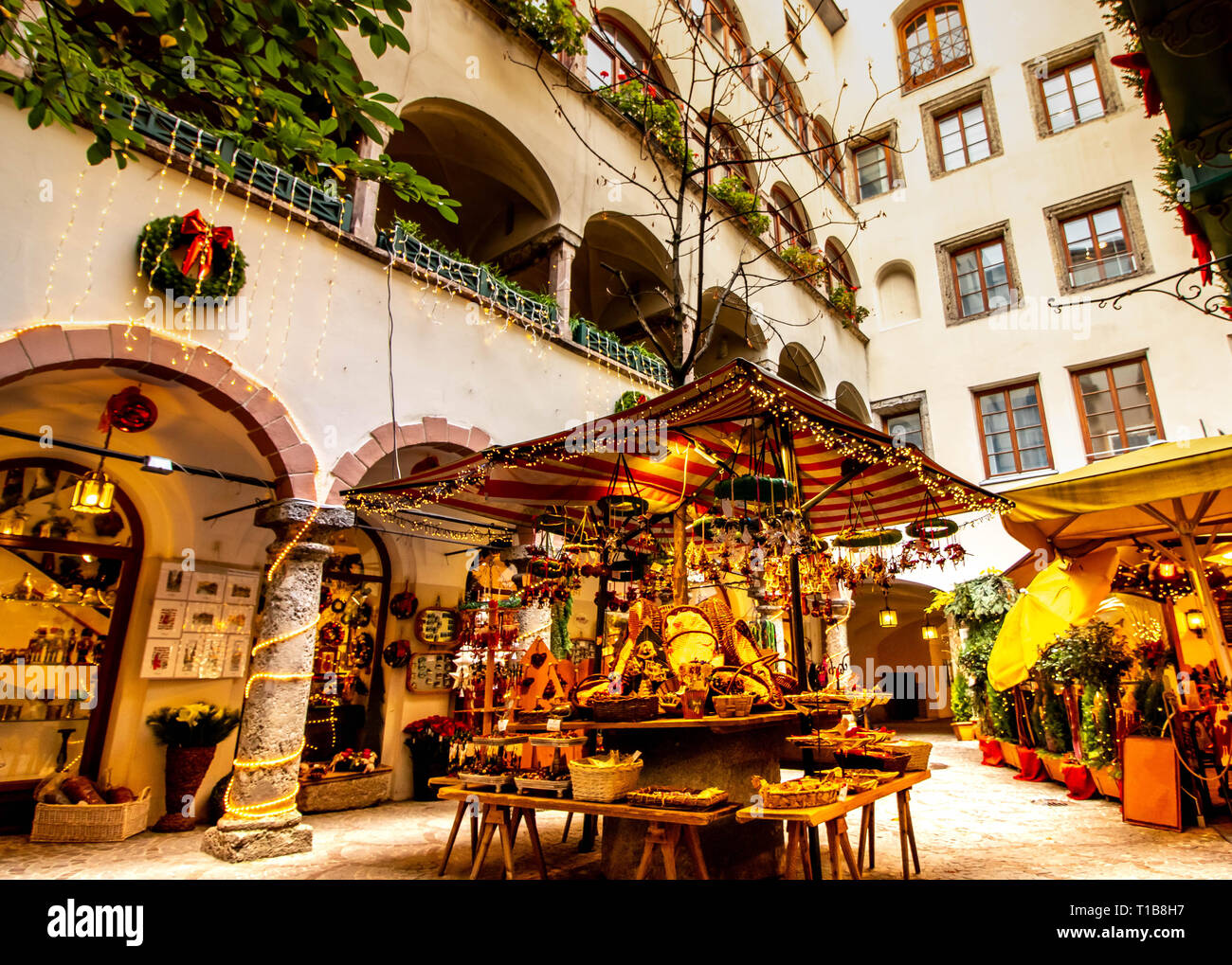 christmas market booth with shining lights Stock Photo - Alamy