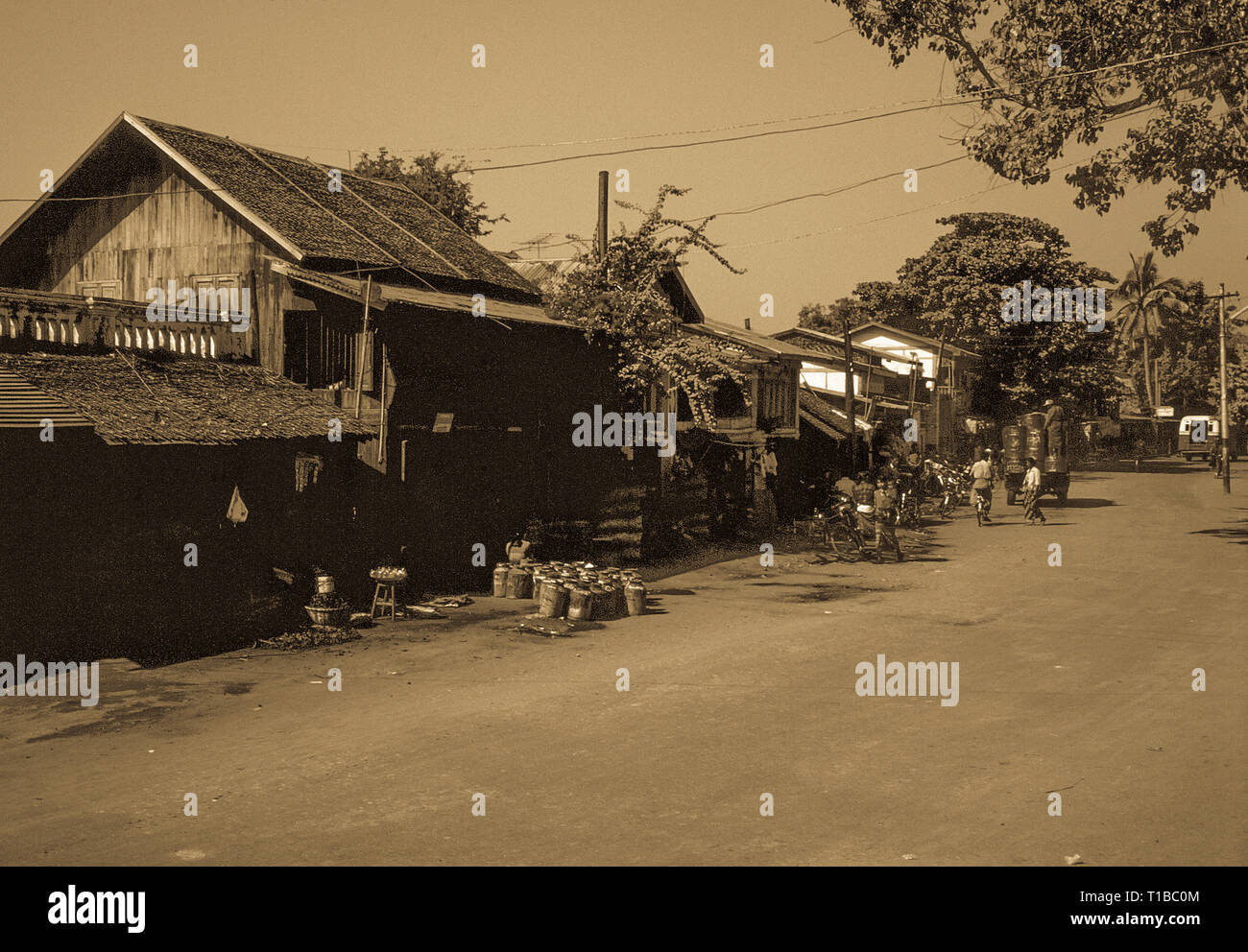 Myanmar. [Burma] Street scene in the northern city of Mandalay Stock ...