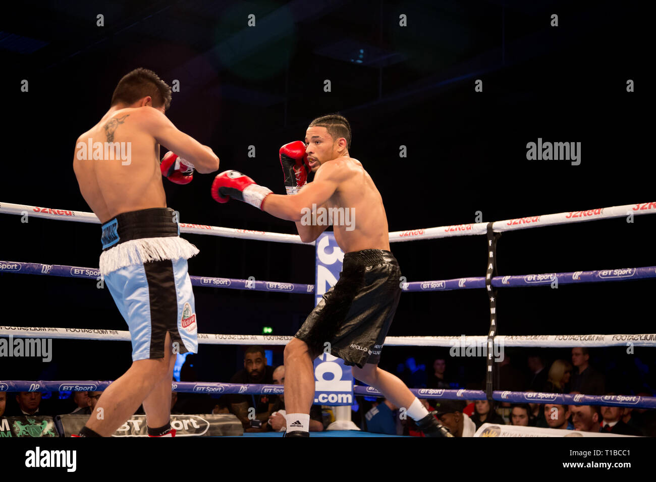 Mexican boxing legends hi-res stock photography and images - Alamy