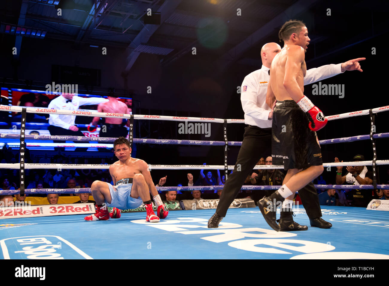 Mexican boxing legends hi-res stock photography and images - Alamy