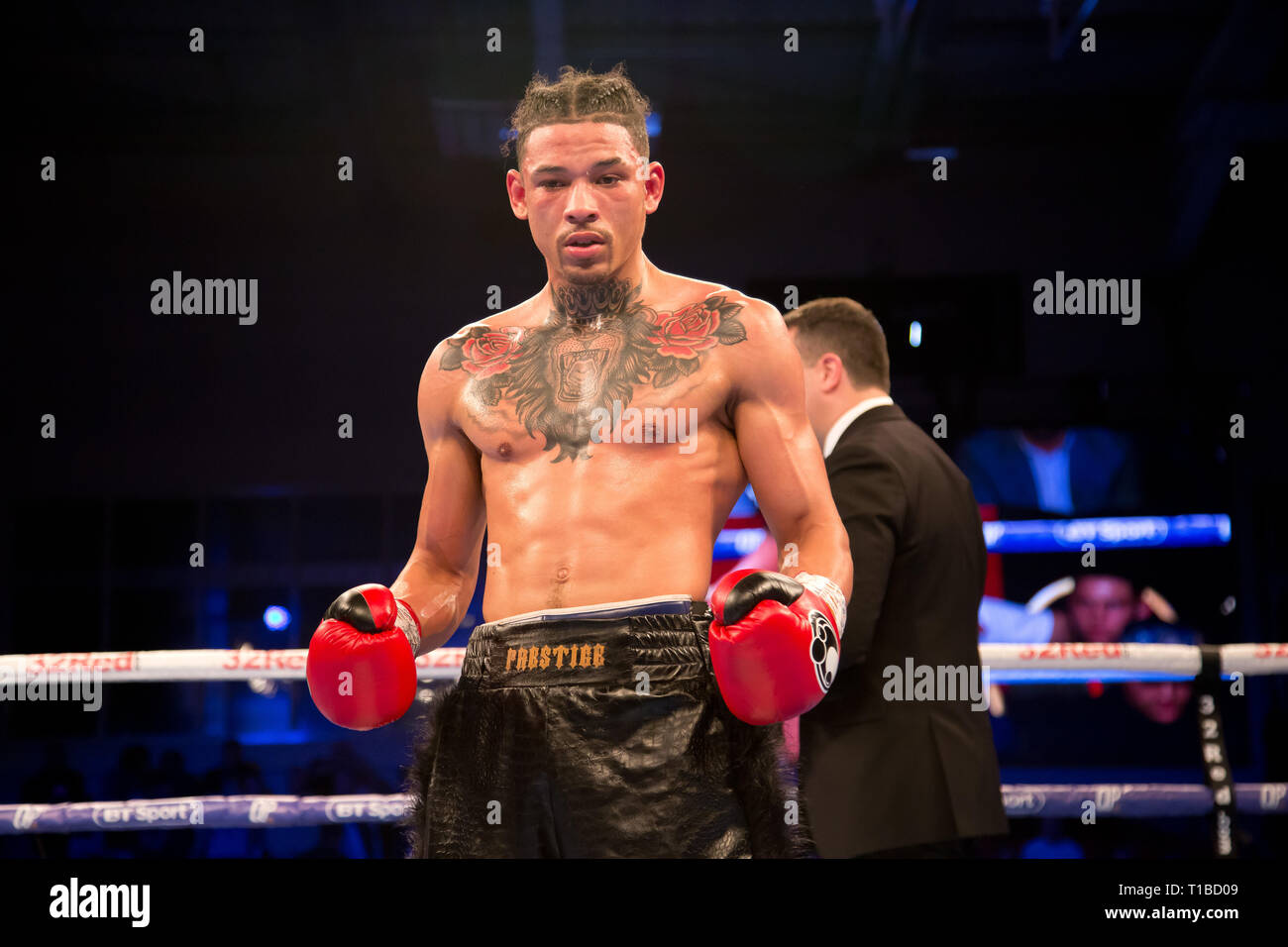 Carl greaves professional boxing coach hi-res stock photography and ...