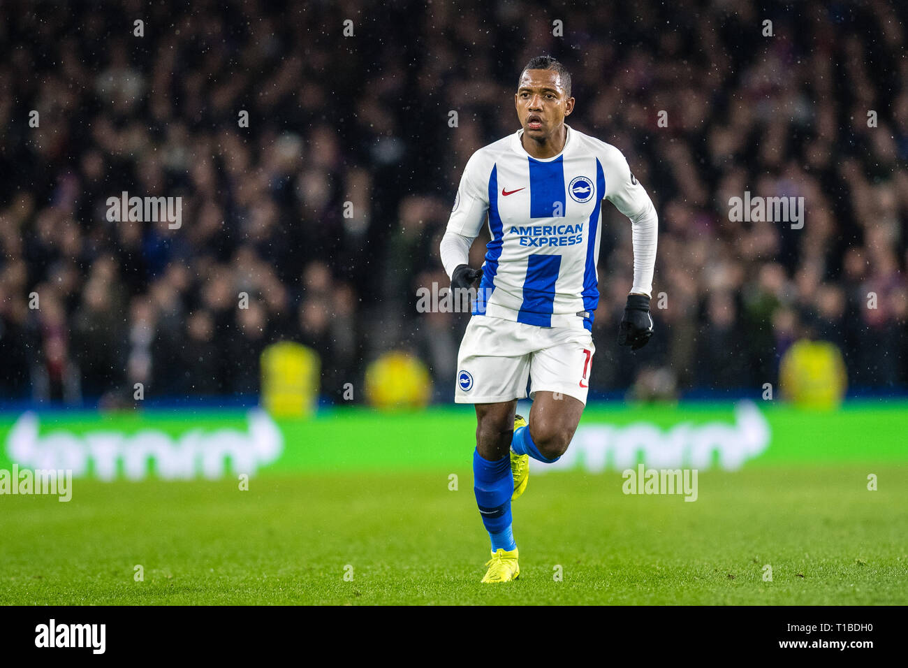 BRIGHTON, ENGLAND - DECEMBER 04: Beram Kayal of Brighton & Hove Albion ...