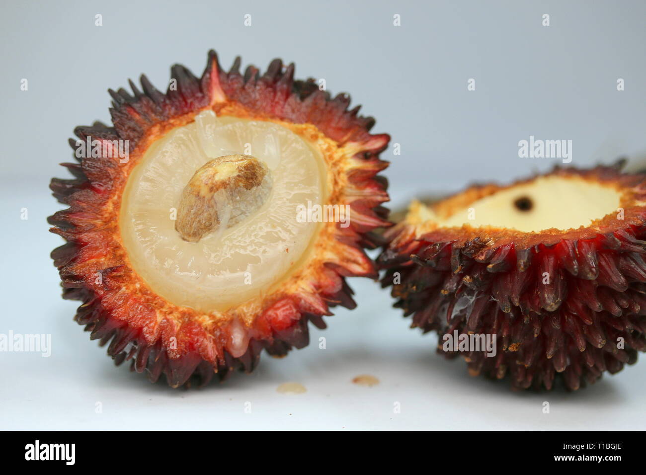 Wild Sweet Pulasan Fruit Stock Photo - Alamy