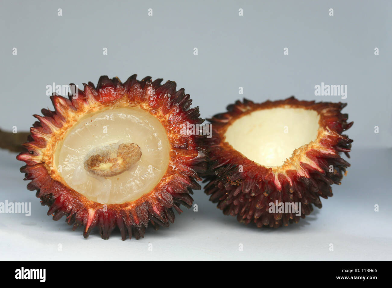 Pulasan hi-res stock photography and images - Alamy