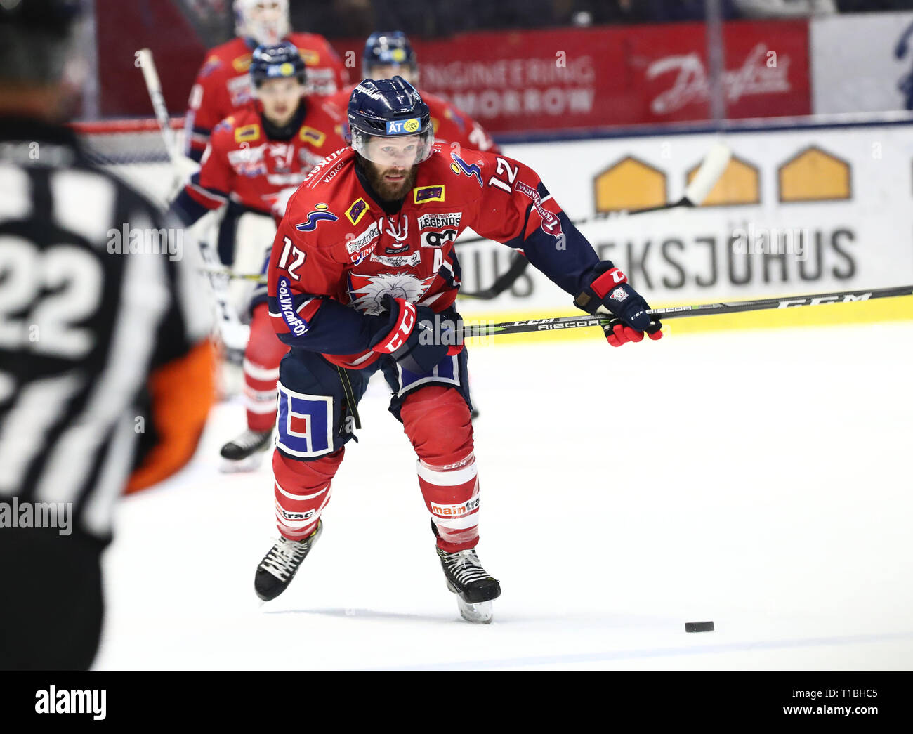 Ishockey sverige hi-res stock photography and images - Alamy