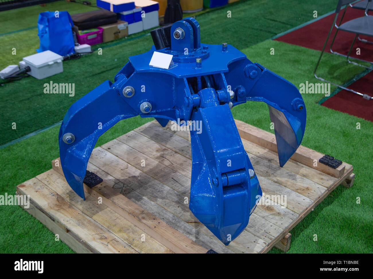 Hydraulic scrapper rock grab bulk material in construction work Stock ...