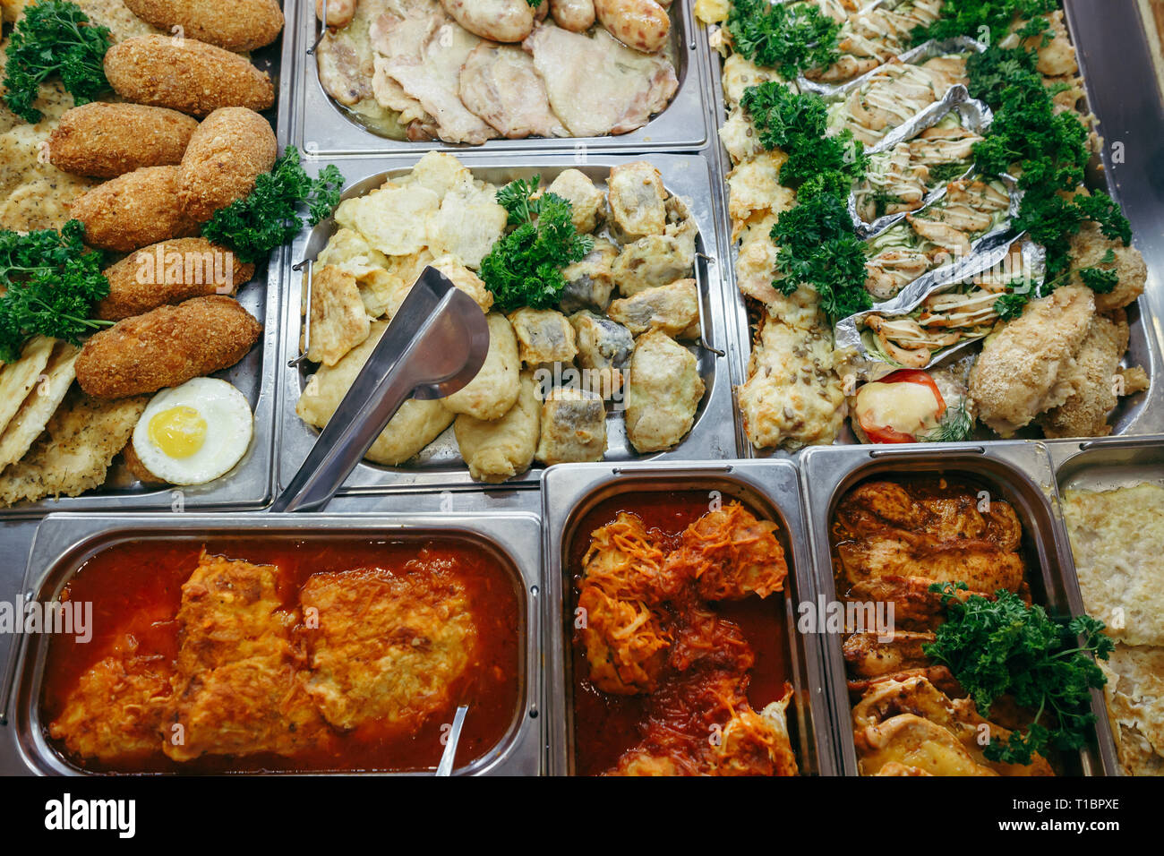 Dining and fish forks hi-res stock photography and images - Alamy