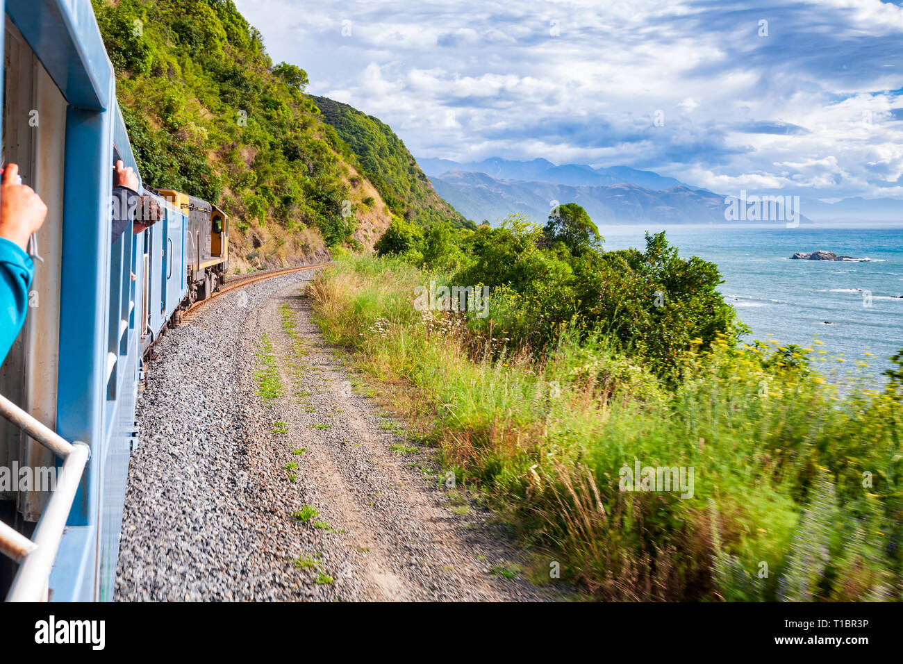 New zealand coastal pacific railway hi-res stock photography and images ...