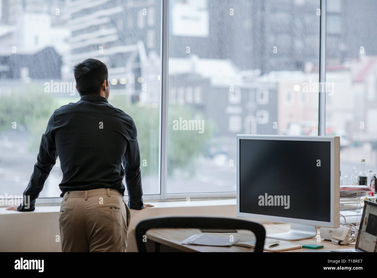 Person businessman hi-res stock photography and images - Alamy