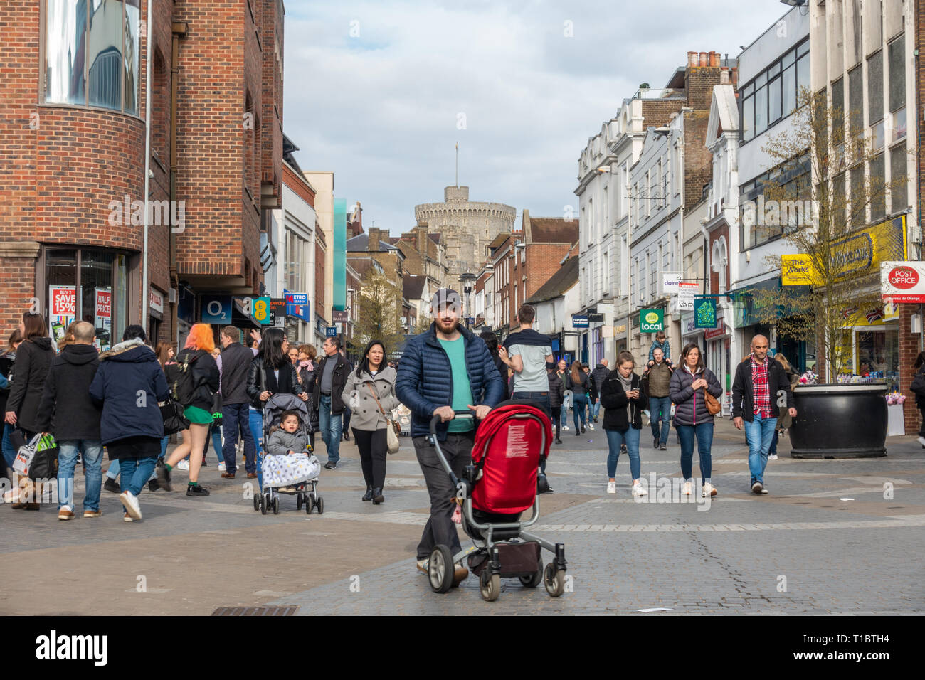 Push people hi-res stock photography and images - Alamy