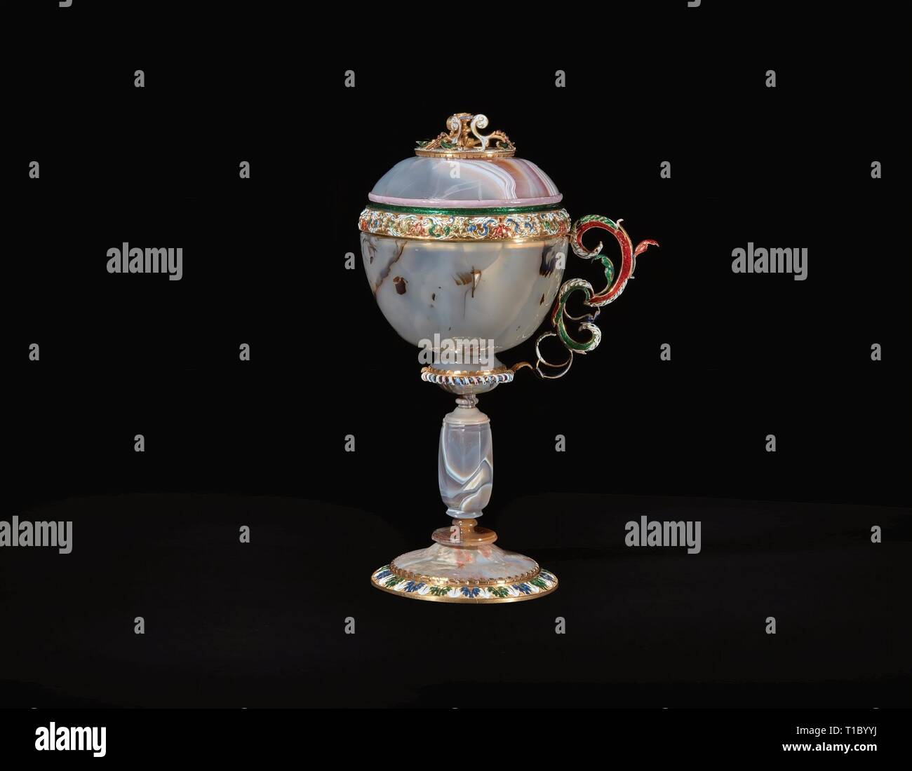 Anonymous / 'Agate cup with one handle'. 1650 - 1675. Agate, Enamel ...