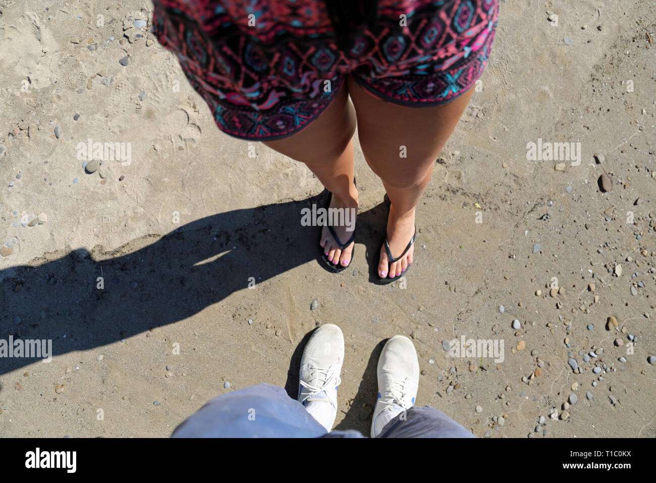 Couple facing each other hi-res stock photography and images - Alamy