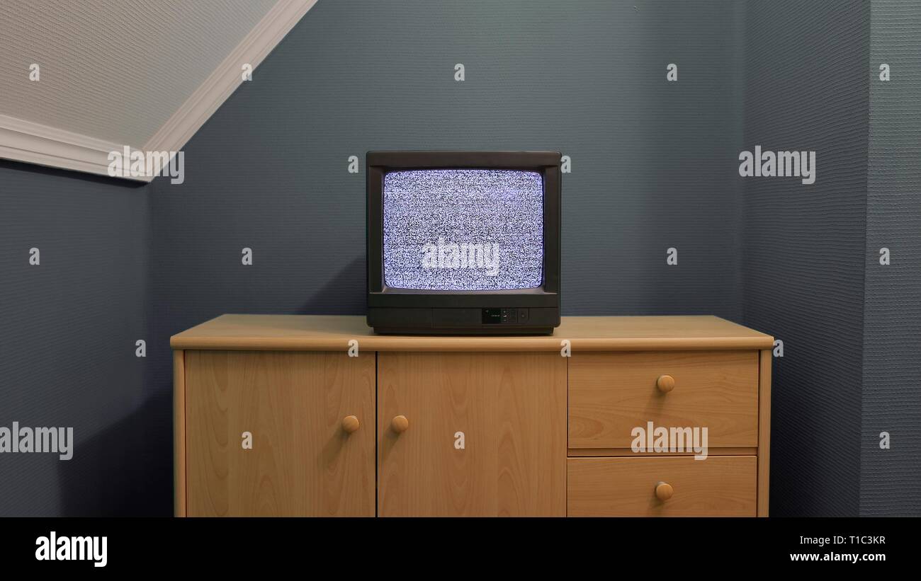 TV no signal Stock Photo - Alamy