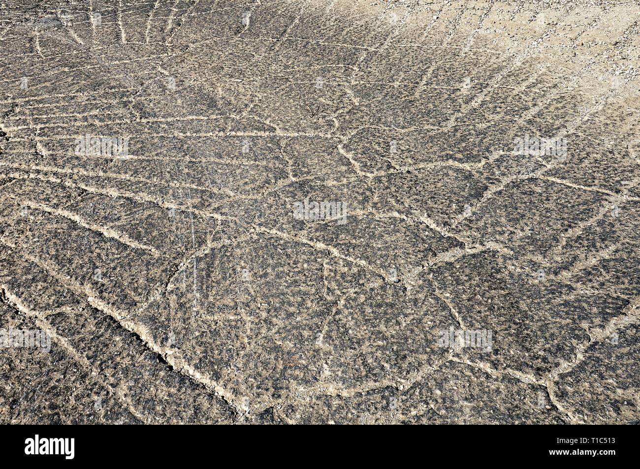 Broken asphalt texture hi-res stock photography and images - Alamy