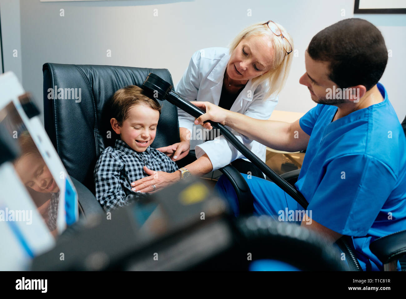 Autistic children hi-res stock photography and images - Alamy