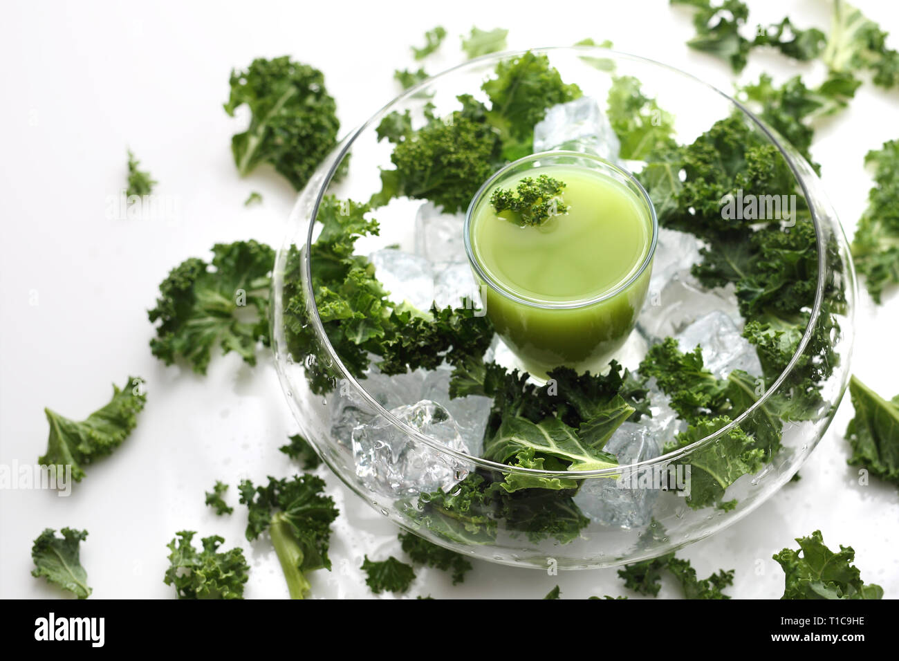 Kale shake hi-res stock photography and images - Alamy