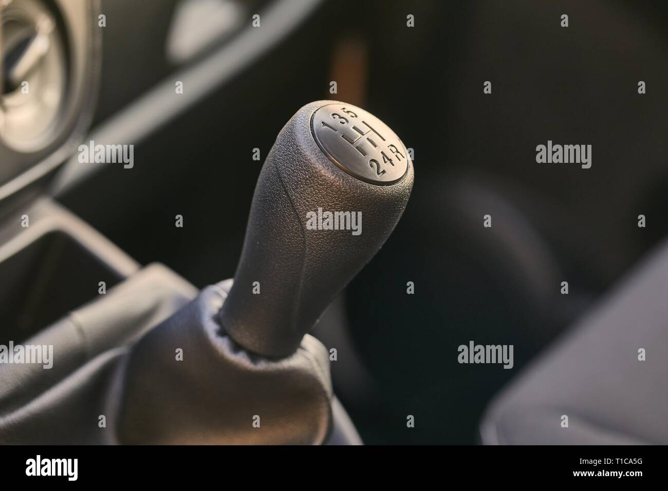 5 speed gearbox hi-res stock photography and images - Alamy