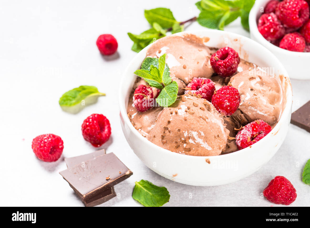 Frozen raspberries jam top hi-res stock photography and images - Alamy