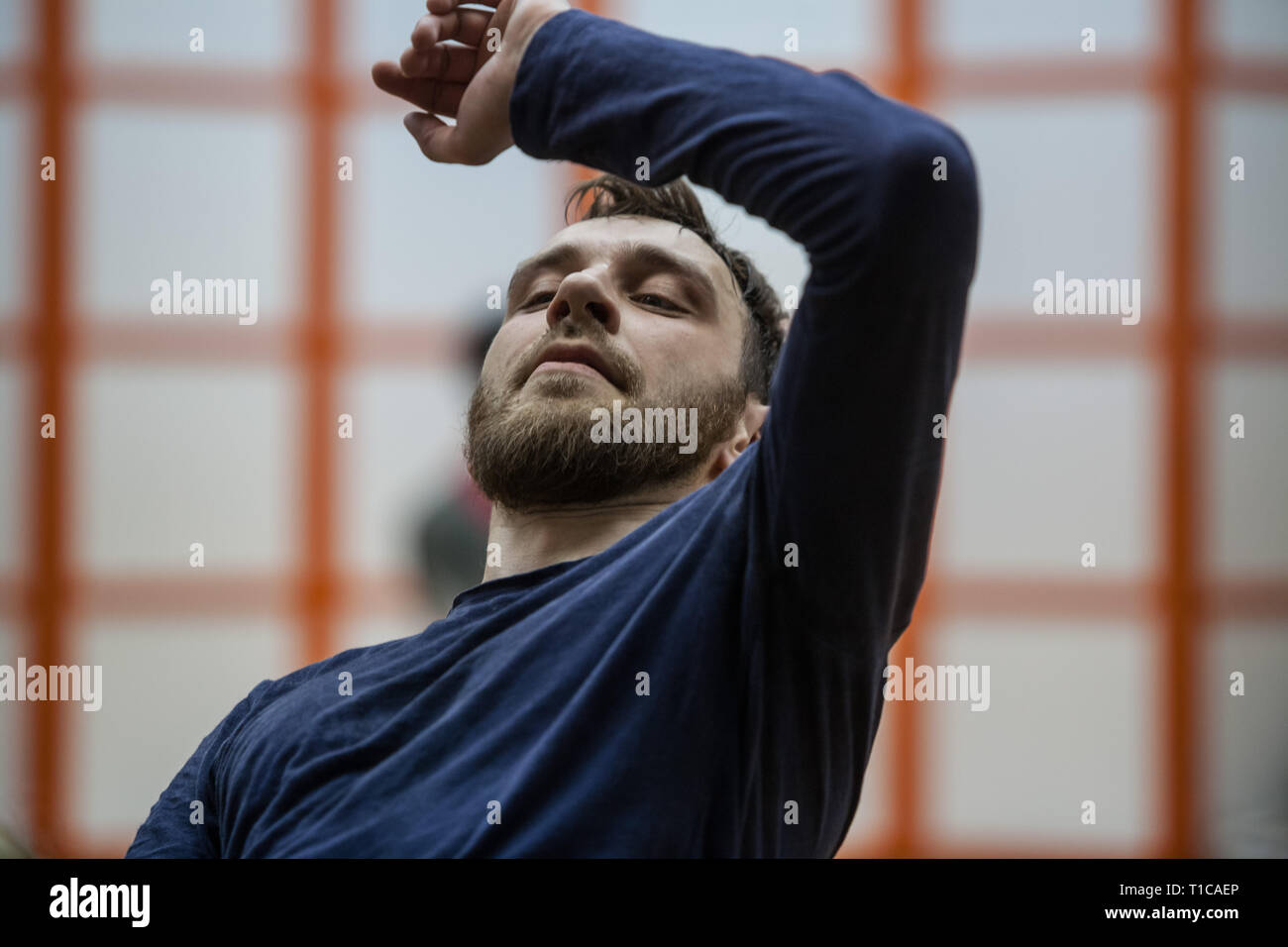 Contemporary dance solo hi-res stock photography and images - Alamy