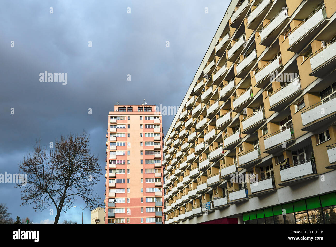 Multi family residential buildings hi-res stock photography and images ...