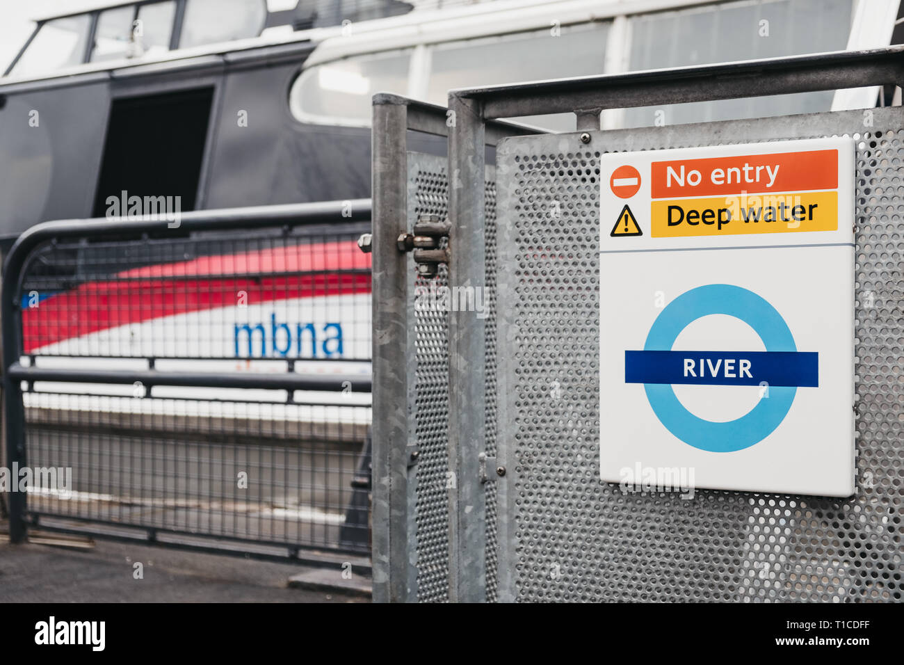 Mbna logo hi-res stock photography and images - Alamy