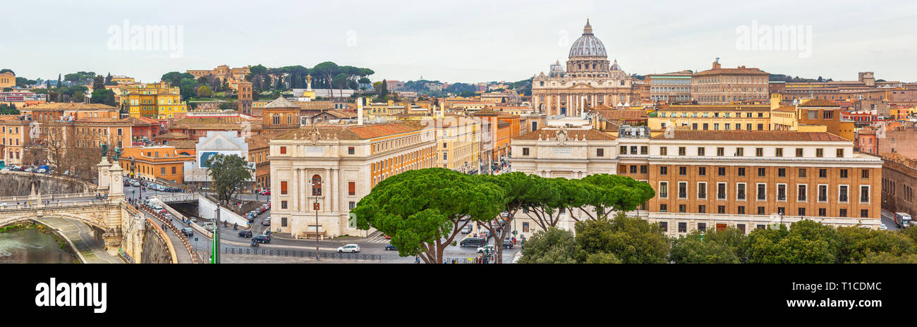 Panorama of Rome and Basilica of St. Peter Stock Photo - Alamy