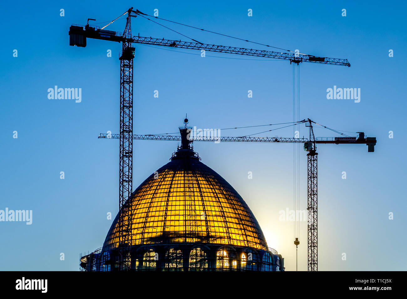 24/09/2017. Russia Moscow. Exhibition (VDNH), reconstruction of the ...