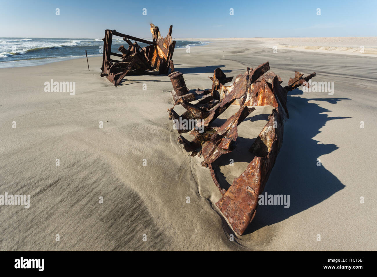 remains of ancient shipwreck washed up on the skeleton coast Stock ...