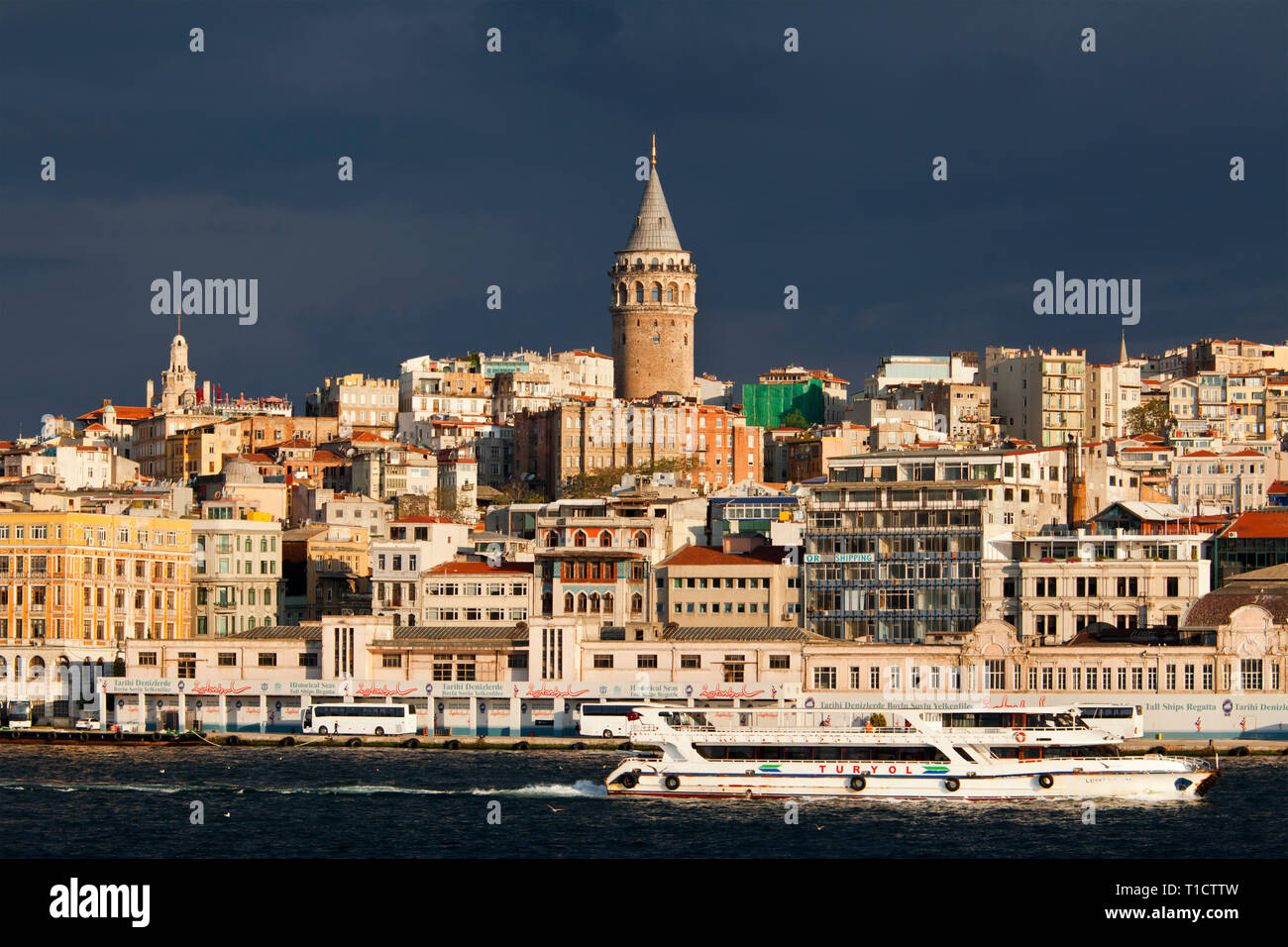 Downtown istanbul hi-res stock photography and images - Alamy