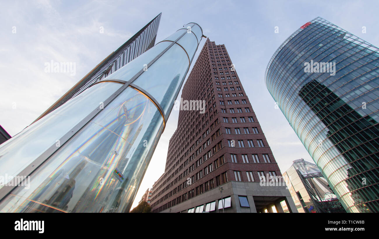 Berlin public square germany hi-res stock photography and images - Alamy