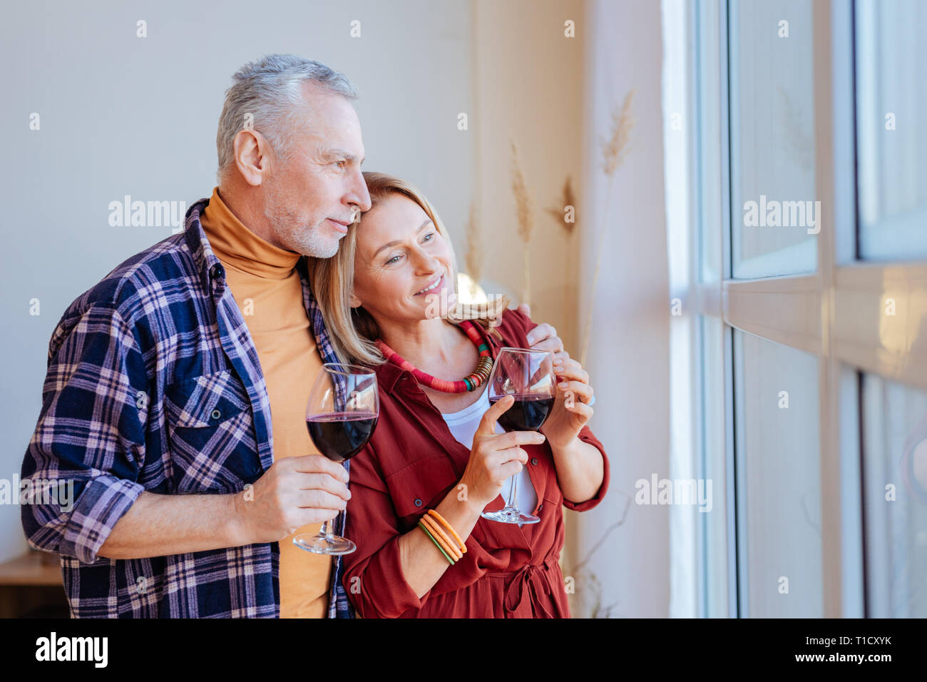 Neck hugging hi-res stock photography and images - Alamy