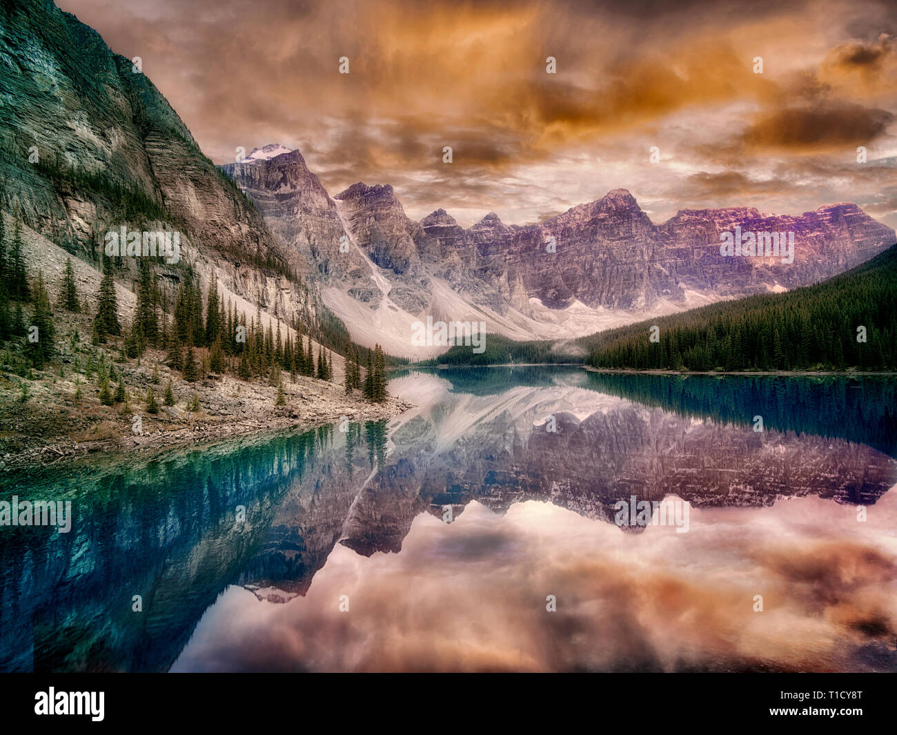 Moraine Lake with sunset clouds. Banff National Park, Canada Stock ...
